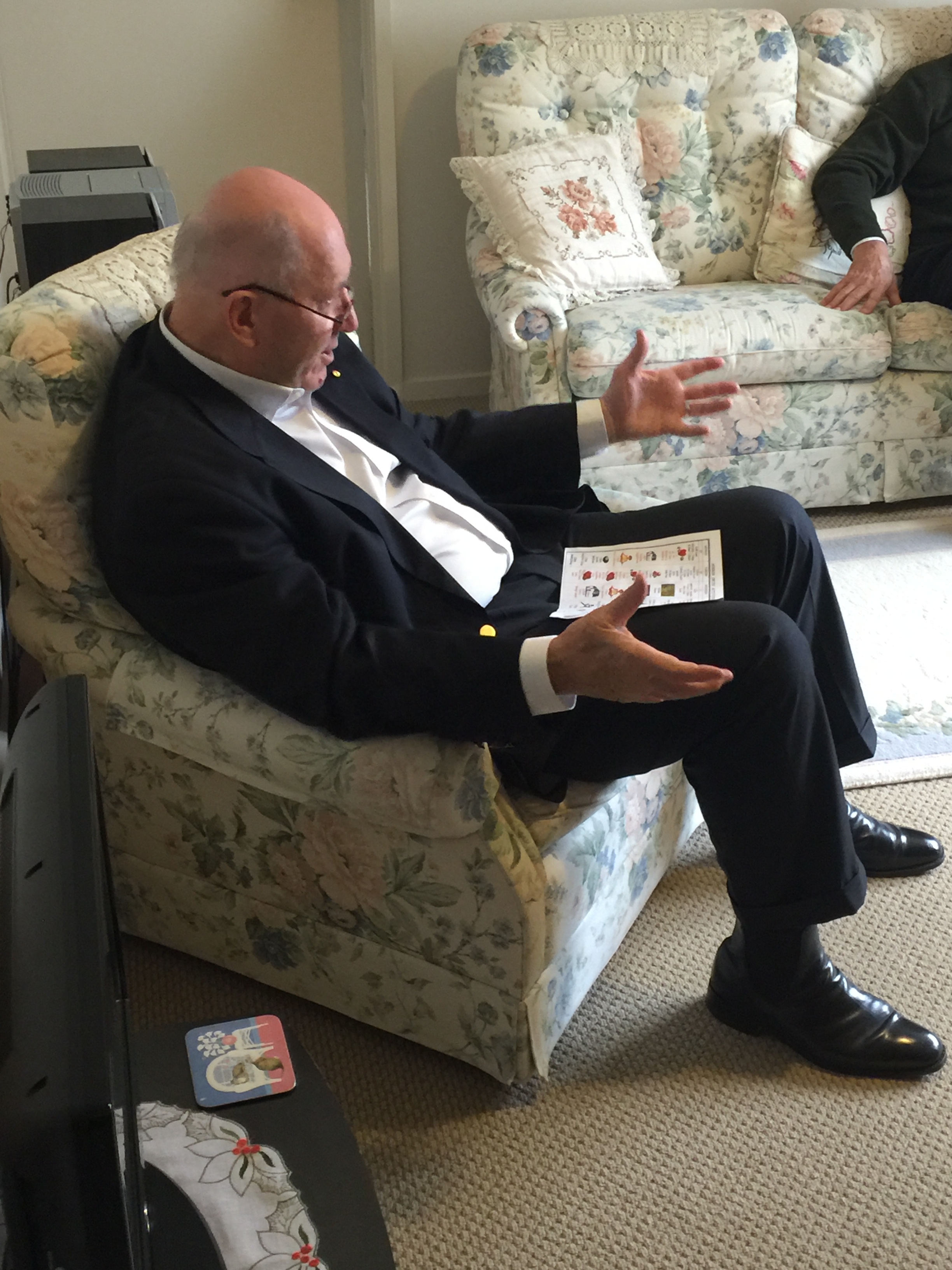 Governor-General visits Goodwin resident